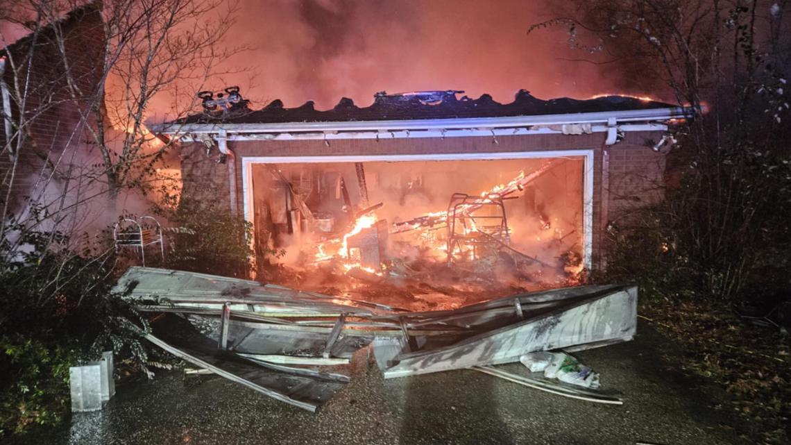 Smith County fire crews respond to Winona structure fire | cbs19.tv