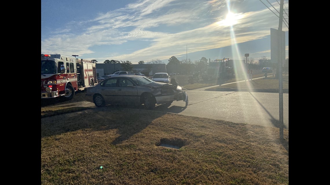 Crash on 110 Troup & Kensington leads to delayed traffic | cbs19.tv