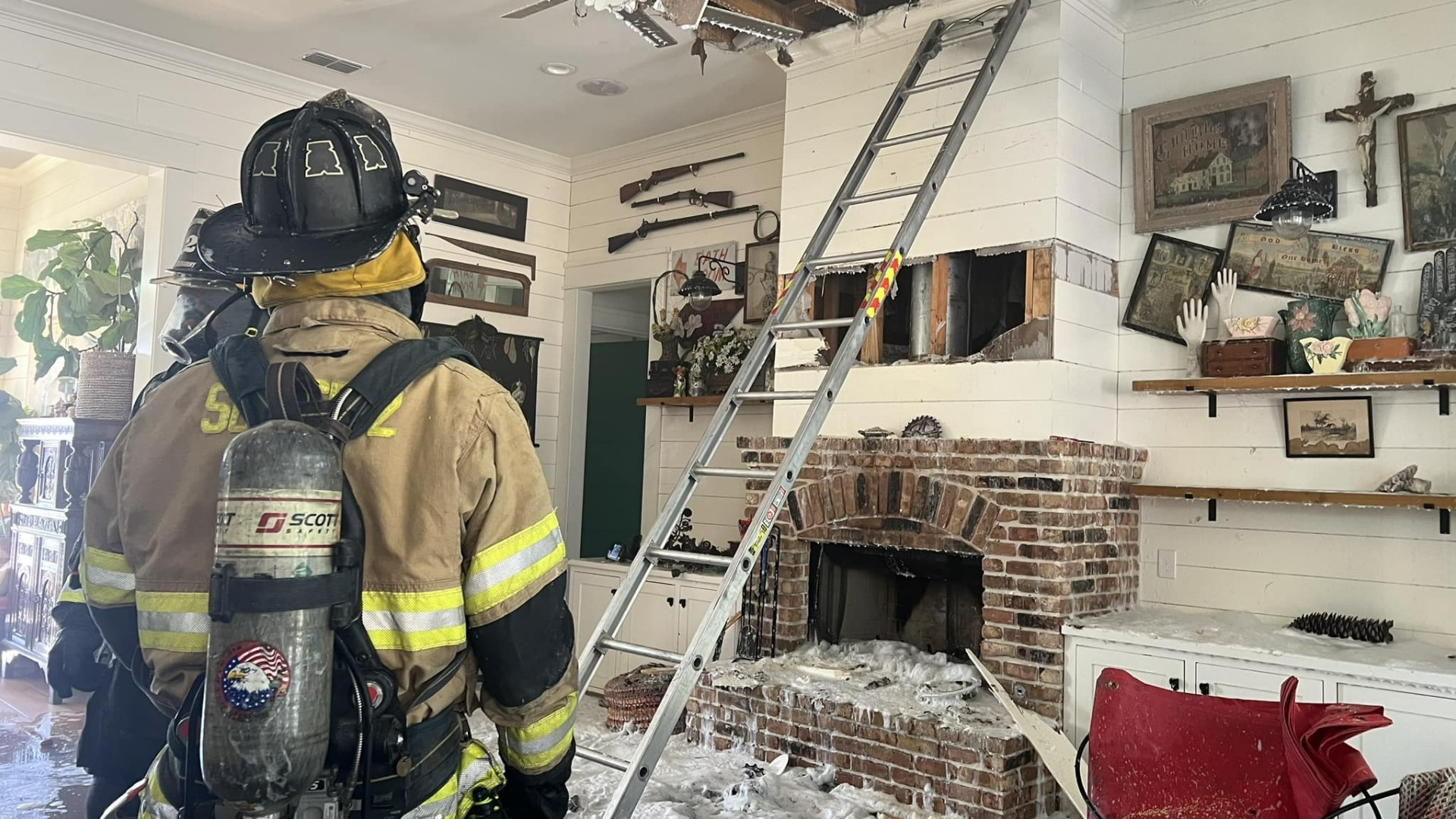 Firefighters on scene of house fire in Noonday area | cbs19.tv