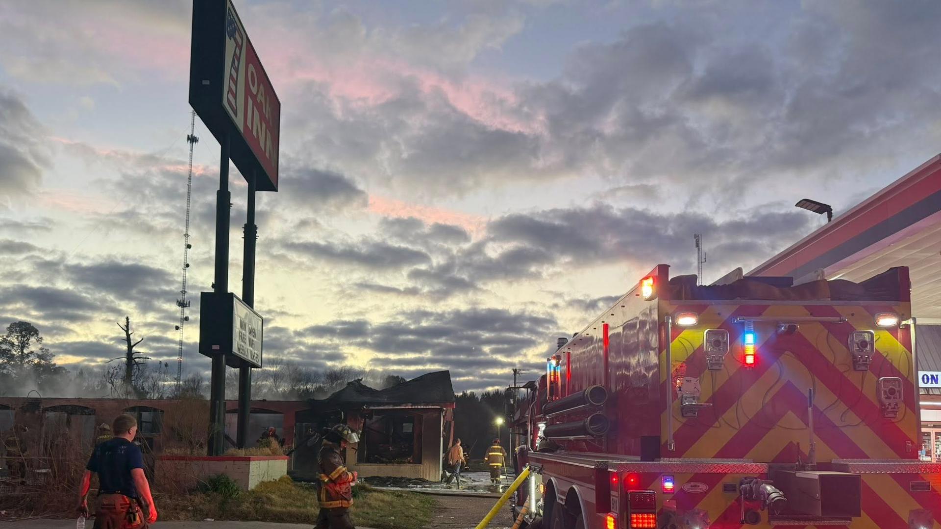 1 person killed in East Texas motel fire | cbs19.tv