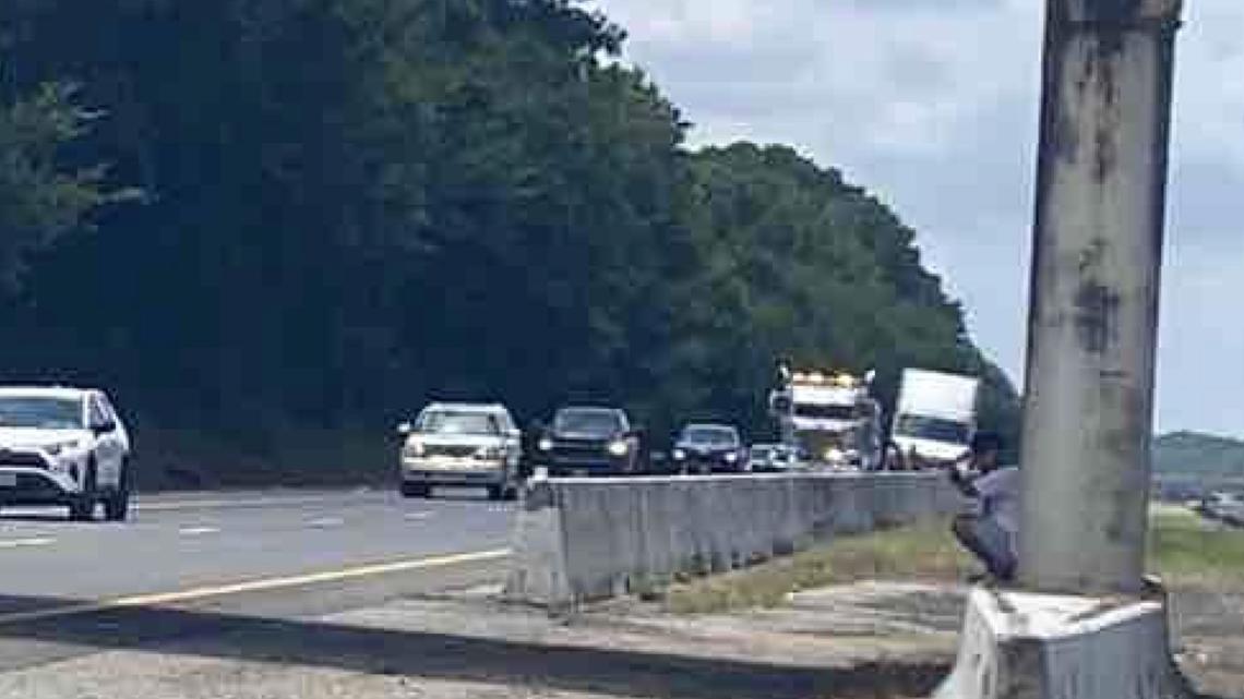 18-wheeler crash blocks part of I-20 in Gregg County | cbs19.tv