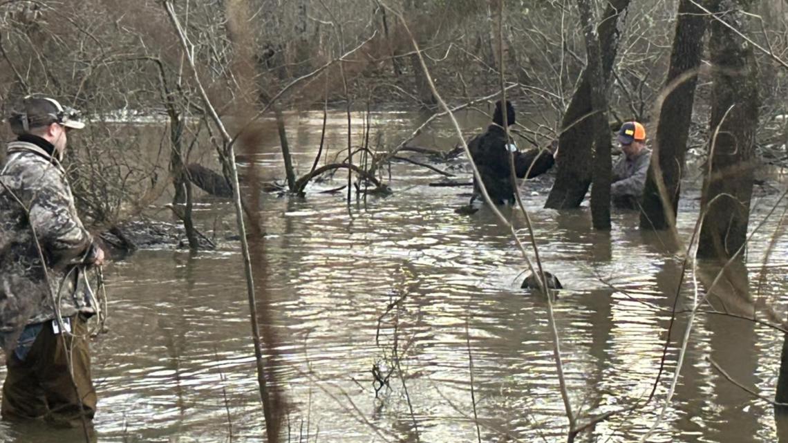 Game wardens brave icy waters to rescue stranded hog hunters in East ...