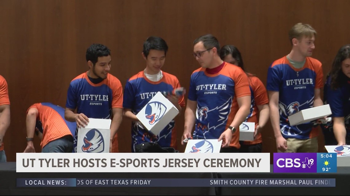 UT Tyler e-sports teams get jerseys on National Video Game Day | cbs19.tv
