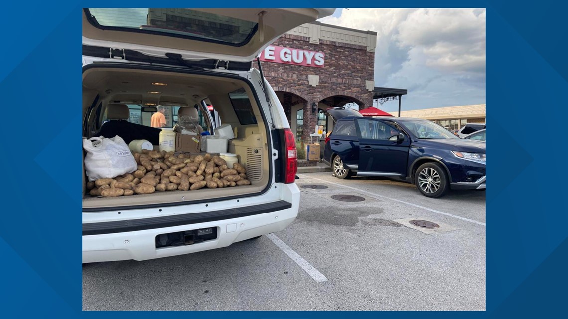 Five Guys closes Tyler branch, donates food | cbs19.tv