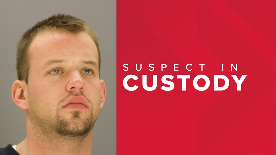 1 of 2 escaped Mississippi inmates arrested in Dallas County | cbs19.tv