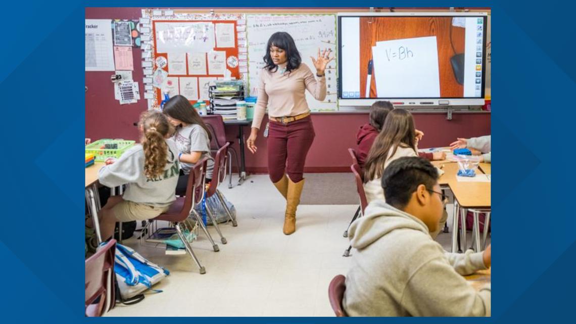 Longview math teacher continues to earn accolades | cbs19.tv