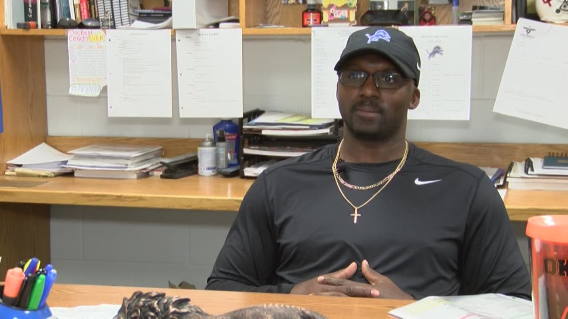 Whataburger Coach of the Week: Ricklan Holmes | cbs19.tv