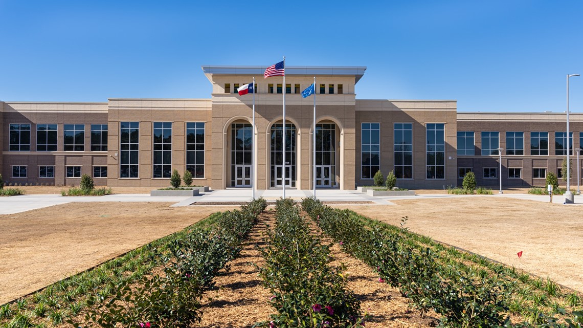 Student recovering after 'stabbing incident' at Tyler High School ...