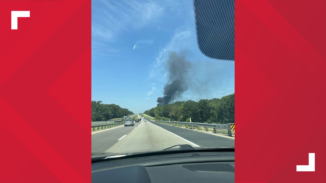 Smith County fire contained on I-20 near County Road 426 | cbs19.tv