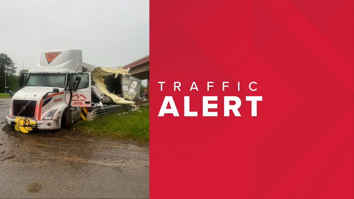 AUTHORITIES: 18-wheeler hydroplanes, crashes in Kilgore | cbs19.tv