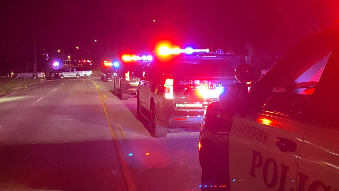 POLICE: Suspects on the loose after 1 shot, 4 others injured in assault ...