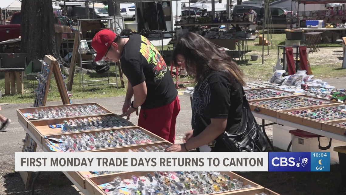 Texas flea market is world's largest, filled with over 400 acres of ...