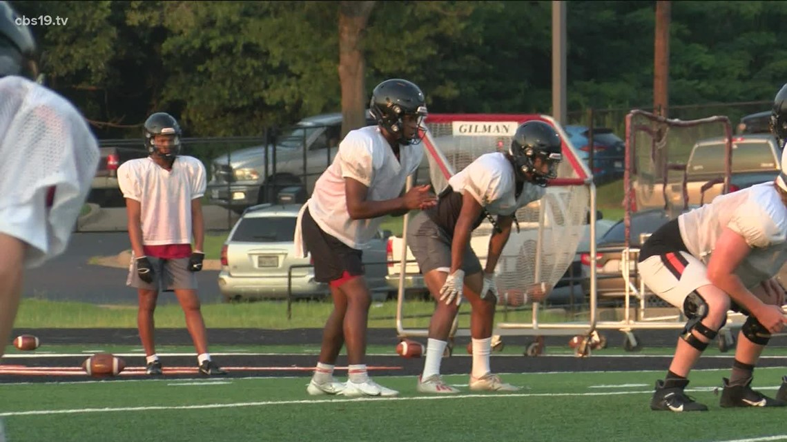 Gilmer hopes to capture 4th UIL football state title | cbs19.tv