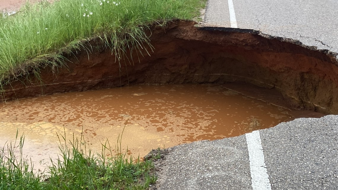 Jim Hogg Road near I-20 in Lindale reopens after road washout | cbs19.tv