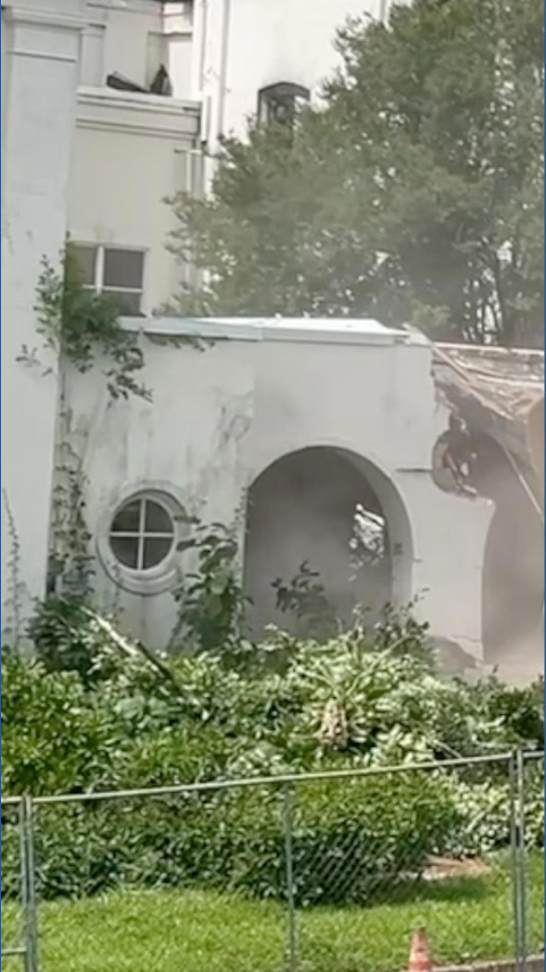 Historic Texas church begins rebuilding process, continues ministry ...
