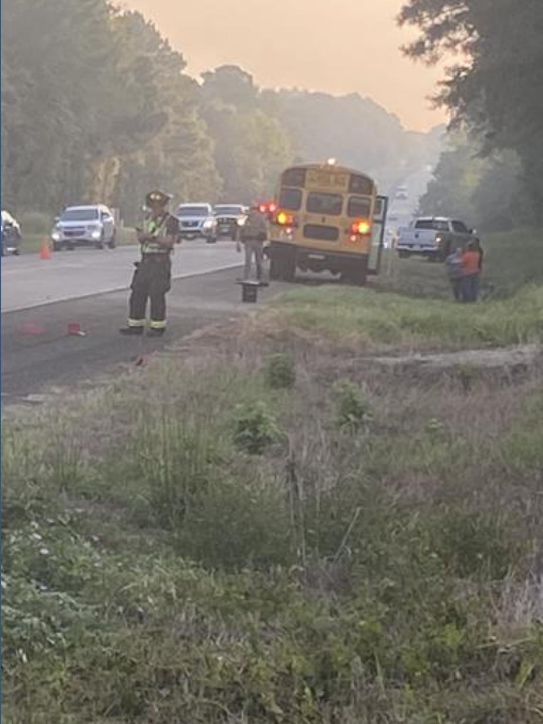 Crews respond to crash between 18-wheeler, school bus in Gladewater ...