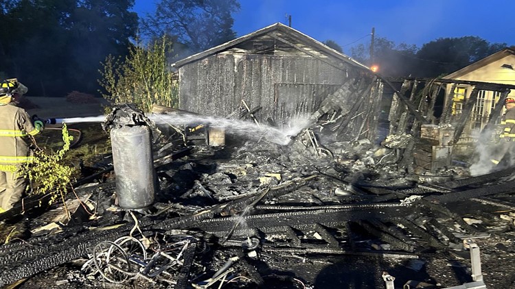 Several fire crews battled building fire in Rusk County | cbs19.tv