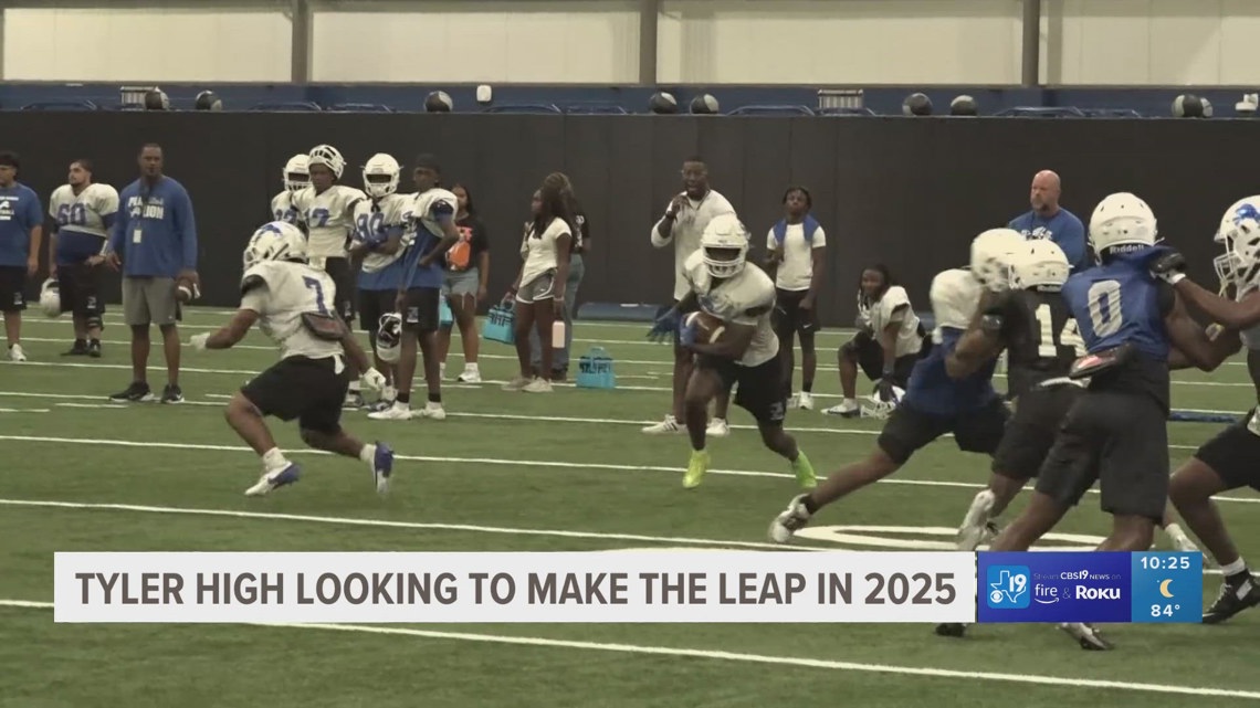 Tyler High football sets sights on playoff run | cbs19.tv