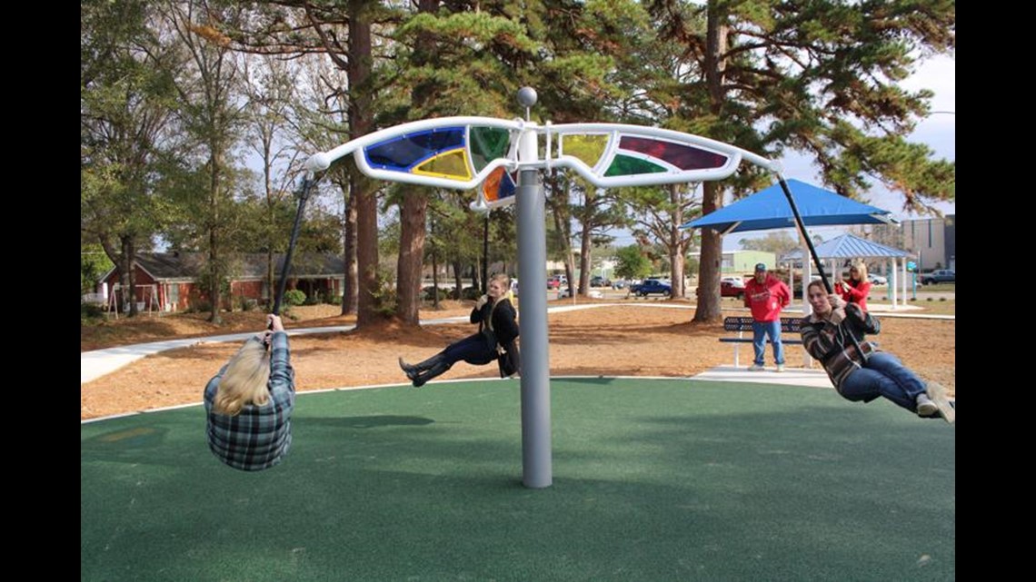 New all-abilities park in Carthage brings high turnout | cbs19.tv