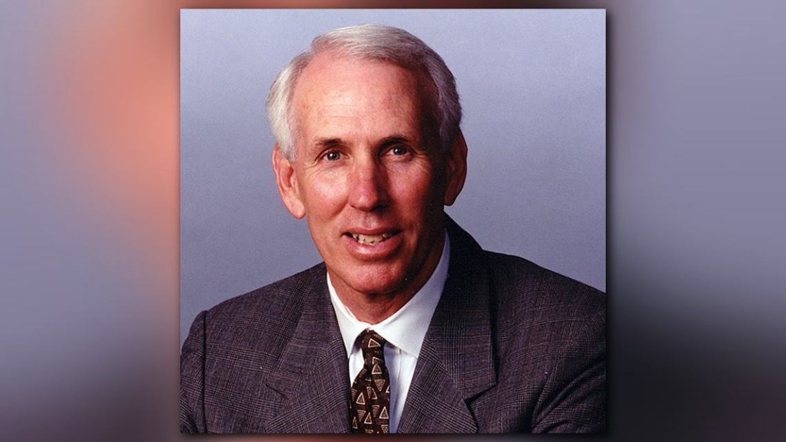 Iconic former Texas A&M football coach R.C. Slocum named interim ...