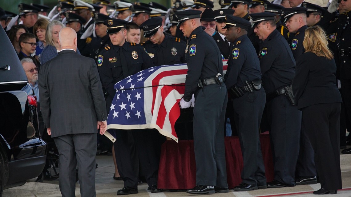 Fallen Little Elm officer Jerry Walker laid to rest | cbs19.tv
