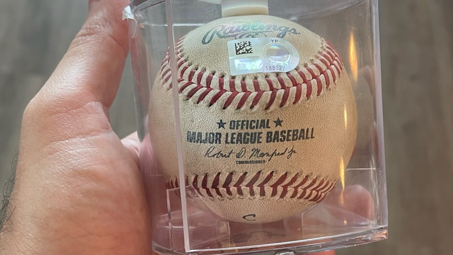 Dallas man who caught Aaron Judge HR ball turns down $3 million | cbs19.tv