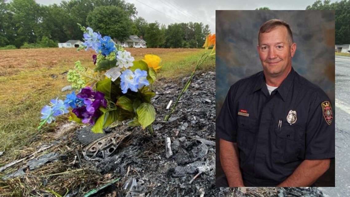 Firefighter among 3 dead, 2 seriously injured in fiery crash | cbs19.tv
