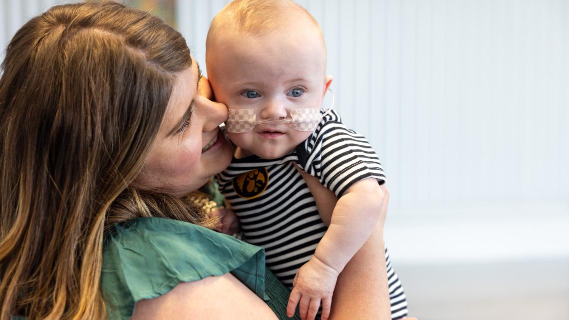 Iowa baby named most premature to survive by Guinness World Records ...
