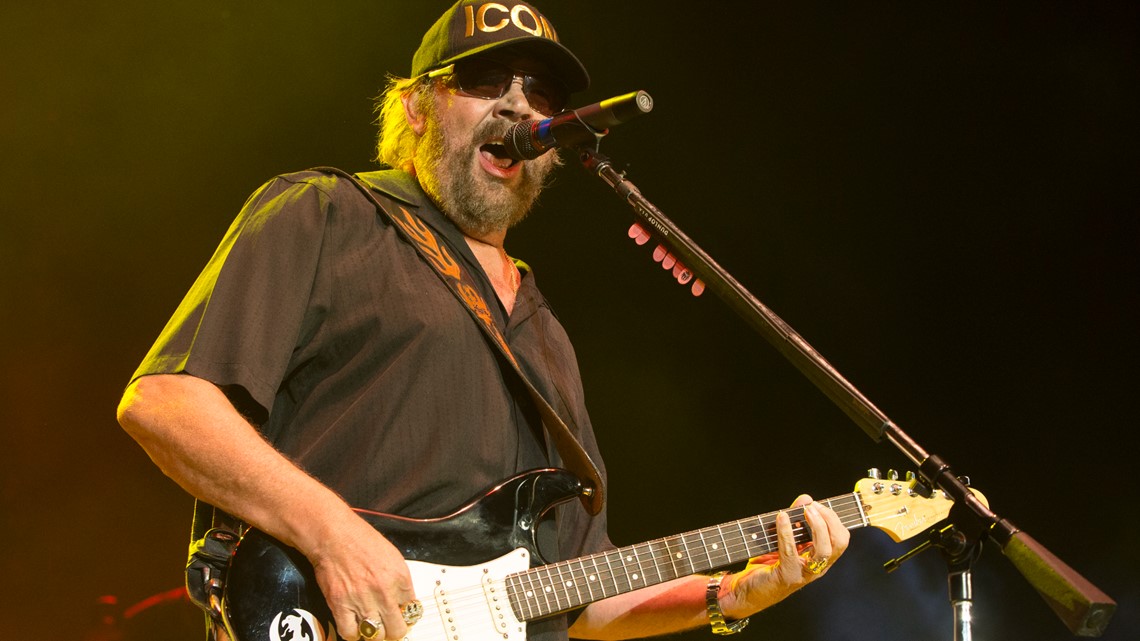 Hank Williams Jr. and Neal McCoy to play concert in Bossier City | cbs19.tv