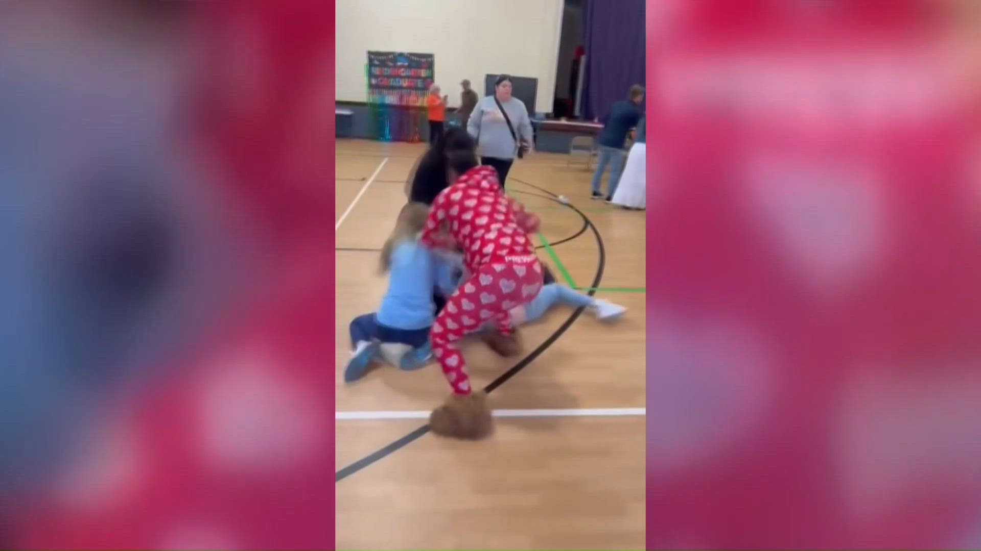 VIDEO: Fight over seating at Ohio kindergarten graduation leaves one ...