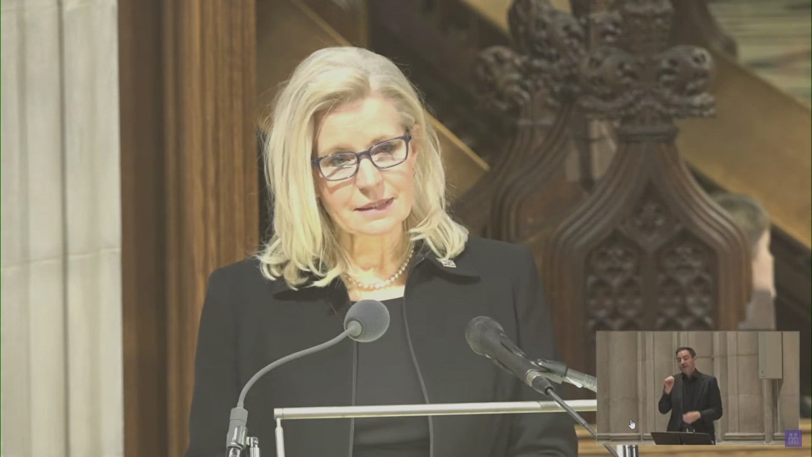 Liz Cheney tells family stories in eulogy to father, former Vice ...