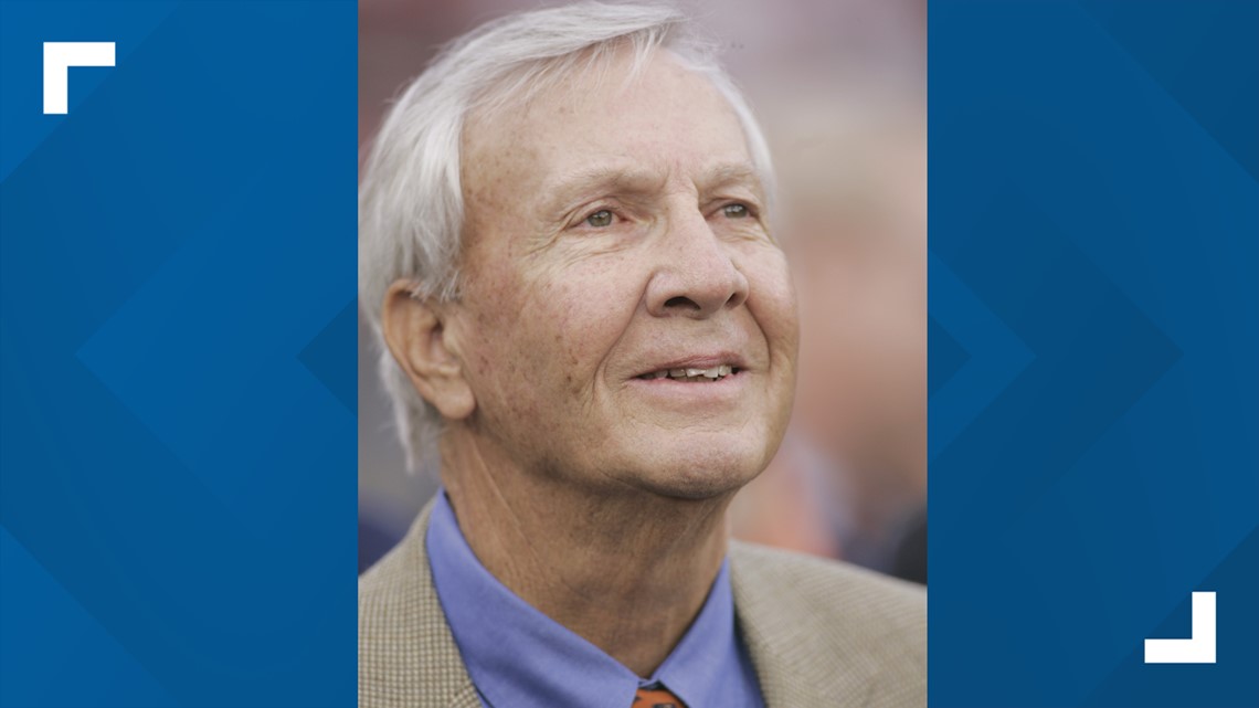 Pat Dye, Auburn Tigers legend, dead at 80 | cbs19.tv